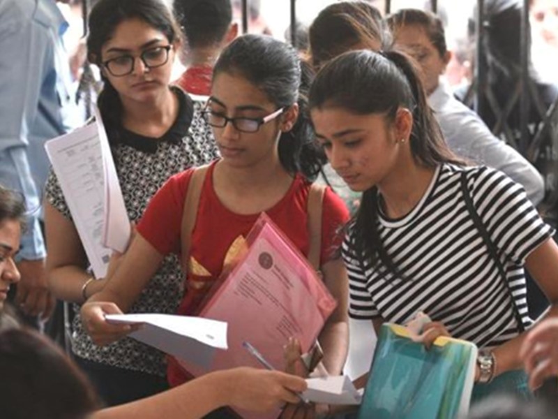 DU 5th cut off 2019: दिल्ली यूनिवर्सिटी ने UG प्रोग्राम के लिए जारी की ...