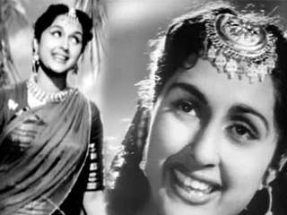 ये जिंदगी उसी की है...