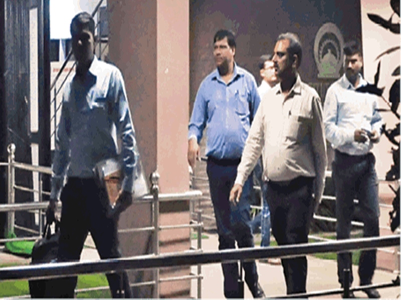 CBI Raid In MANIT : मैनिट में सीबीआई का छापा, अवैध भुगतान के आरोप में ...