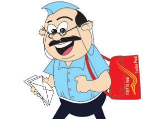 डाकिए के थैले में कम हुई चिट्ठी-पाती