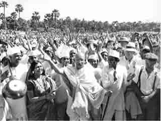 जानिए कौन थे दांडी यात्रा में महात्मा गांधी के 80 हमराही