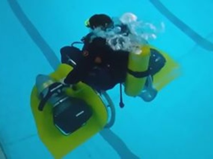 दिव्यांग ने बनाई दुनिया की पहली स्कूबा चेयर