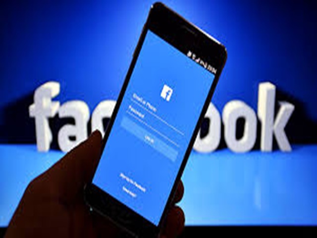 Facebook Data Sharing: फेसबुक के डाटा शेयरिंग डील की अमेरिका में हो रही ...