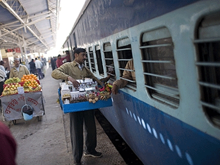 अब ट्रेन में पिएं 25 किस्म की चाय