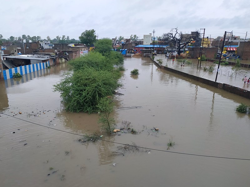 Rain in Indore : इंदौर में लगी झड़ी, 36 घंटे में पांच इंच बारिश