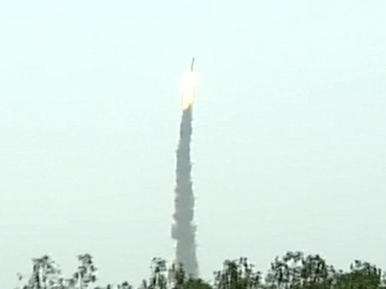 इसरो ने सफलतापूर्व लॉन्च कि PSLV-C38, देश की सीमा पर रख सकेगा नजर
