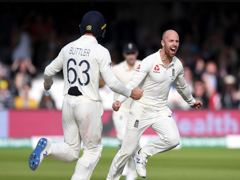 Ashes 2019: लीच ने अपनी पहली ही गेंद पर किया कमाल, देखें Video