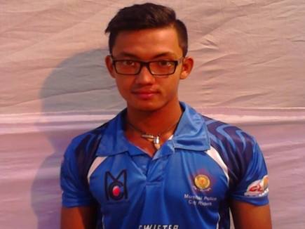 ईरानी कप : बिस्‍टा के शतक से मजबूत स्थिति में मुंबई