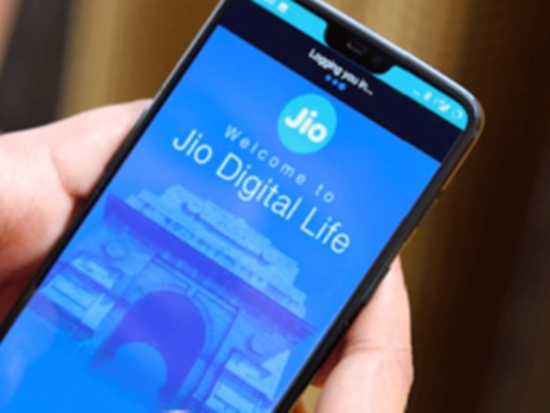 Jio Plans हुए अपडेट अब जानें दूसरे नेटवर्क पर बात करने के लिए करना होगा कितने का रिचार्ज Jio