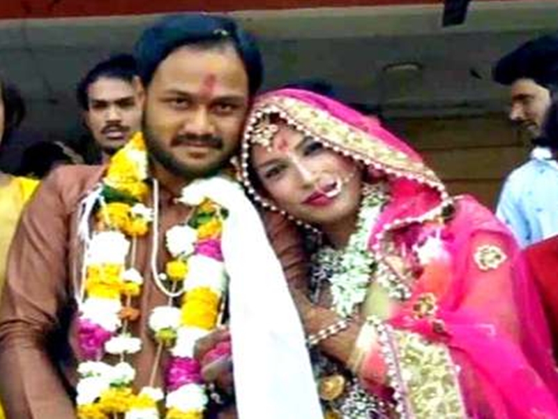 किन्नर ने प्रेमी युवक से की थी शादी, दो दिन का बोल कर गया था लेकिन अब ...