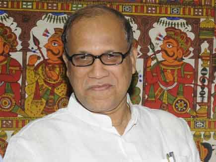 पूर्व मुख्यमंत्री कामत तक पहुंची घूसकांड की आंच