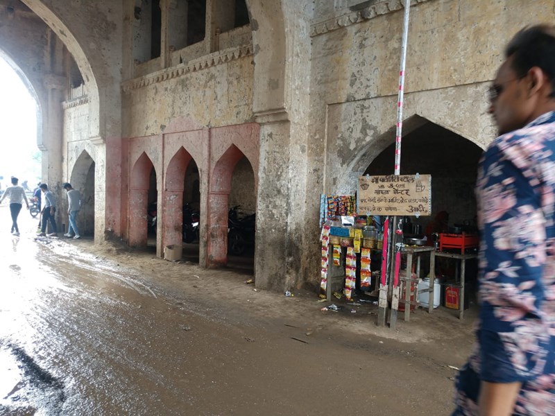 Jam Gate : मालवा-निमाड़ की साझा विरासत अनदेखी की शिकार - Administration ...