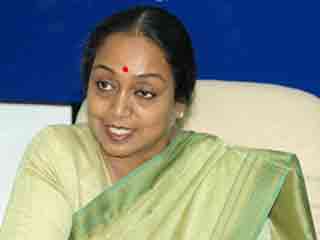 मीरा कुमार की जमीन पर फिर कब्जा