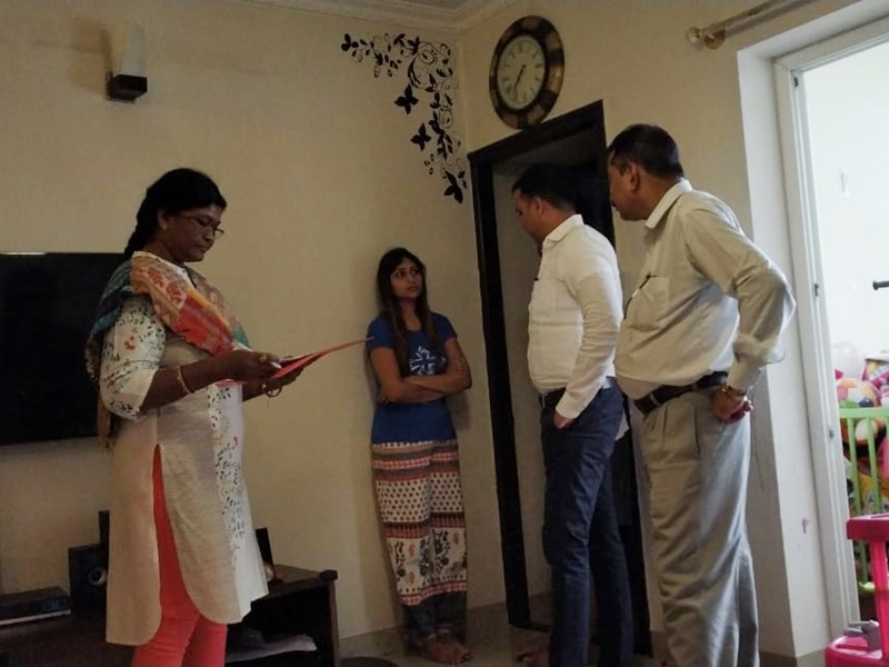 VIDEO : Nan Scam के आरोपी पूर्व अधिकारी के ठिकानों पर EOW टीम ने दी दबिश - Nan Scam Chhattisgarh ...