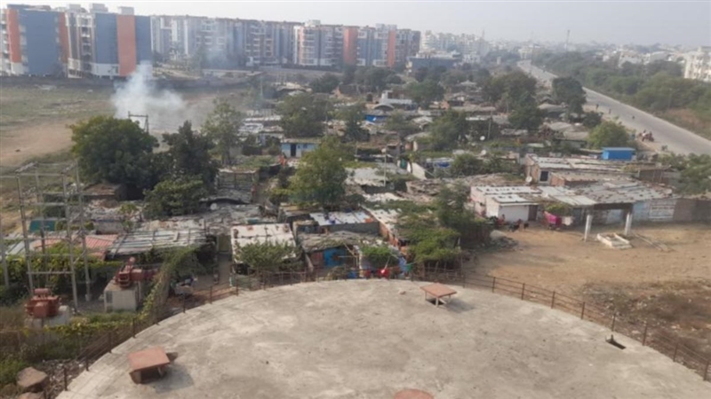 Bhopal News: राजधानी में बेकाबू झुग्गी माफिया... 92 करोड़ की 3.5 एकड़ ...