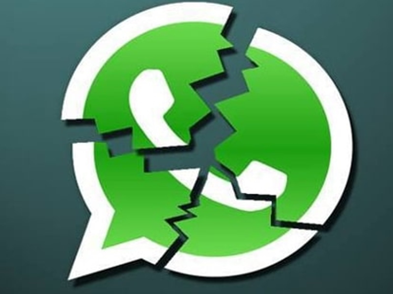 लाखों स्मार्टफोन्स पर बंद हुआ WhatsApp, देखें लिस्ट में कहीं आपका भी तो ... लाखों स्मार्टफोन्स पर बंद हुआ WhatsApp, देखें लिस्ट में कहीं आपका भी तो ...
