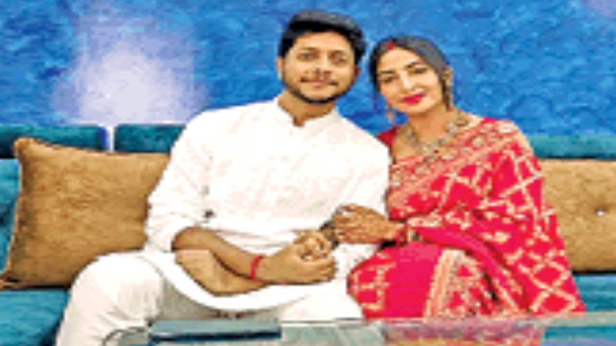 Hansi Parmar News: बालिका वधु फेम हंसी परमार बनीं ग्वालियर की बहू