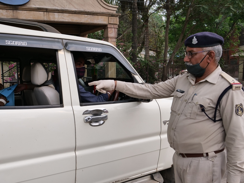 Police Awareness Campaign: पुलिस चलाएगी जागरूकता अभियान, मास्क पहनने के ...