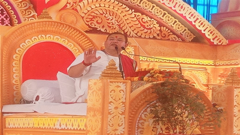 आचार्य अतुल कृष्ण ने खरसिया में कहा धार्मिक आयोजन से बढ़ती है सामाजिक ...