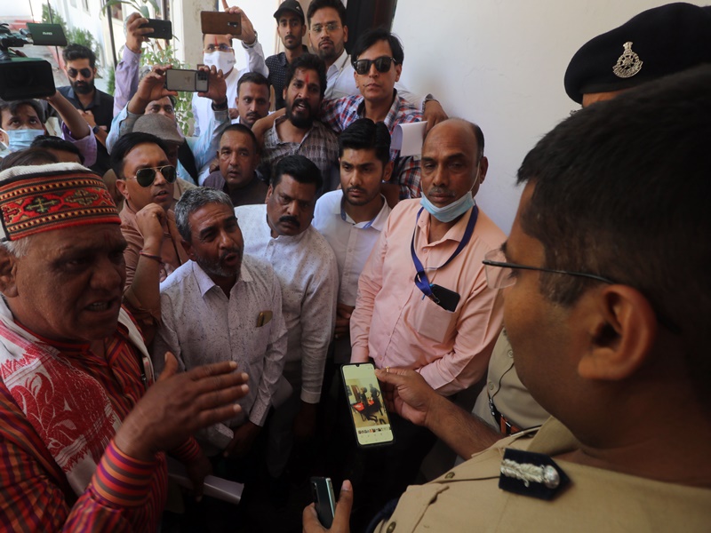 Indore Crime News: इंडेक्स मेडिकल रैगिंग केस में डीन की तलाश, छात्रों ...