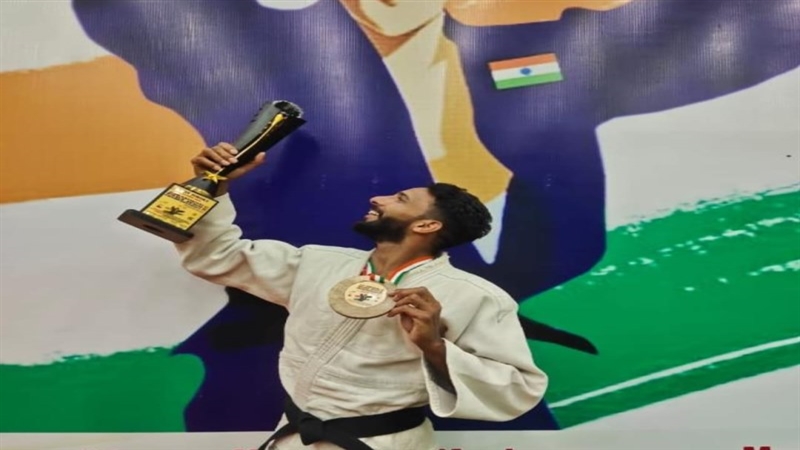 सीहोर के दृष्टिबाधित जूडो खिलाड़ी कपिल परमार ने अंतरराष्ट्रीय ...