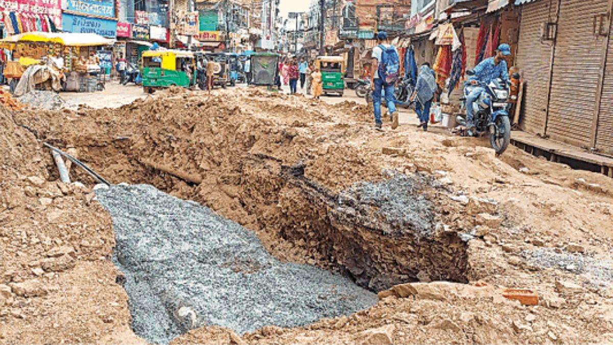 Gwalior News: महाराज बाड़ा क्षेत्र के हाल बेहाल, ट्रैफिक से कारोबार ठप ...