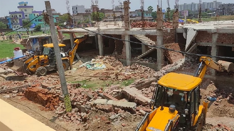 Patna Rajiv Nagar Violence: 40 बुलडोजर लेकर अतिक्रमण तोड़ने गए 1000 ...