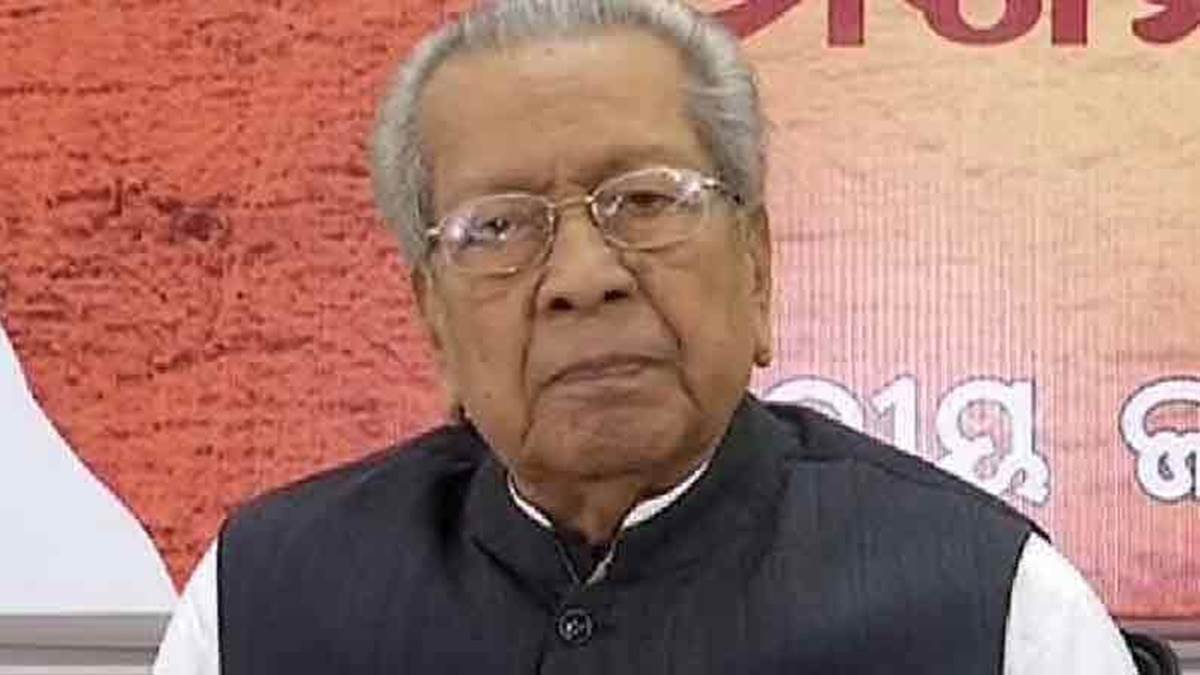 CG News: राज्यपाल बिस्वभूषण हरिचंदन ने राजभवन में सिंगल यूज प्लास्टिक ...