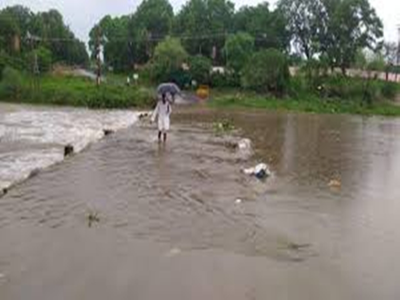Rain in Madhya Pradesh : मध्य प्रदेश में असामान्य वर्षा बन रही तबाही का ...