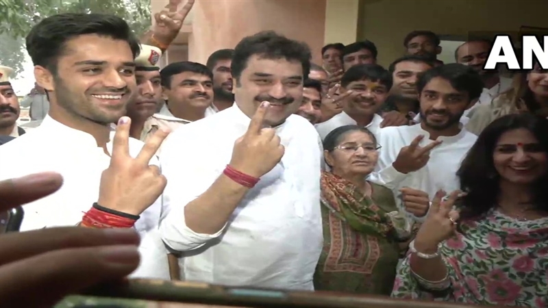 Bypoll Election 2022 Live: 6 राज्यों की 7 विधानसभा सीटों पर वोटिंग जारी ...