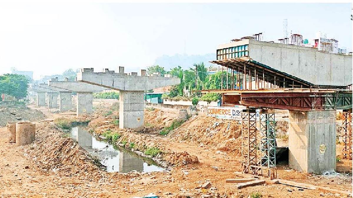 Gwalior Elevated Road News: एलिवेटेड रोड निर्माण में तीन दिन में 10 पिलर पर लान्च किए गार्डर ...