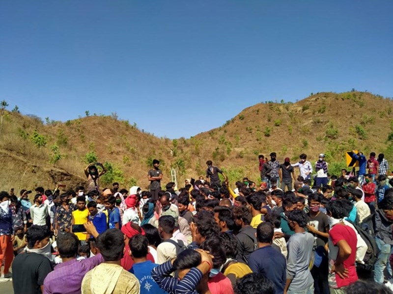 Sendhwa News : सेंधवा में हंगामे के बाद उप्र के मजदूरों को मध्य प्रदेश ...