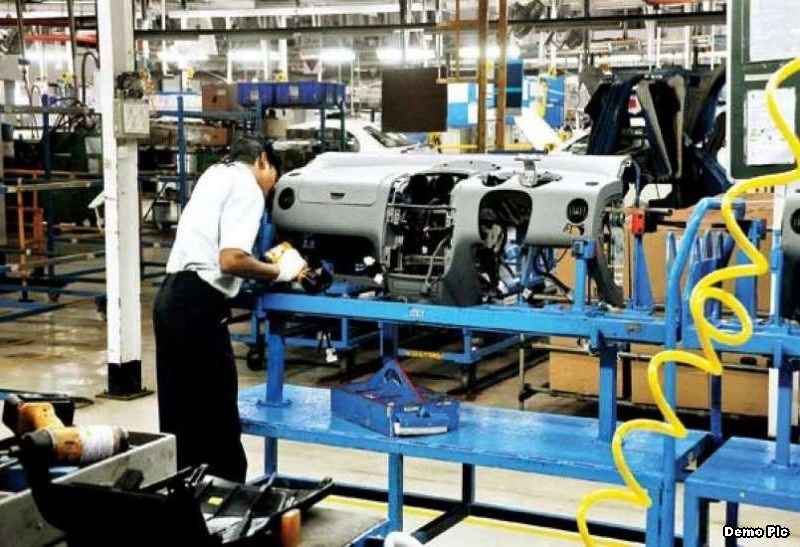 Industries in Indore : इंदौर के 317 उद्योगों को सिर्फ तीन दिन की अनुमति ...