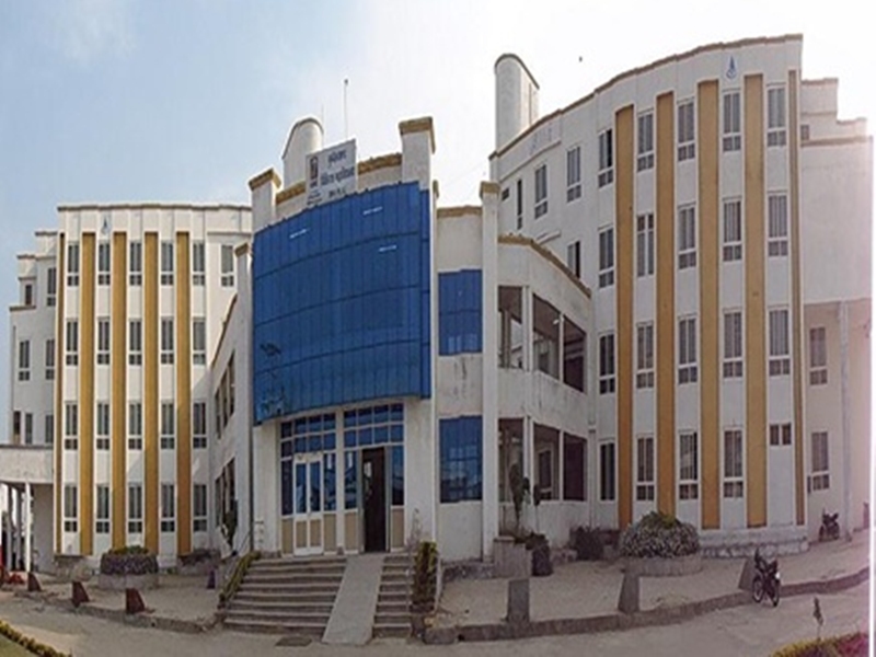 MP News : बीएमसी डीन को गलत तरीके से हटाने के आरोप, डॉक्टरों में आक्रोश ...