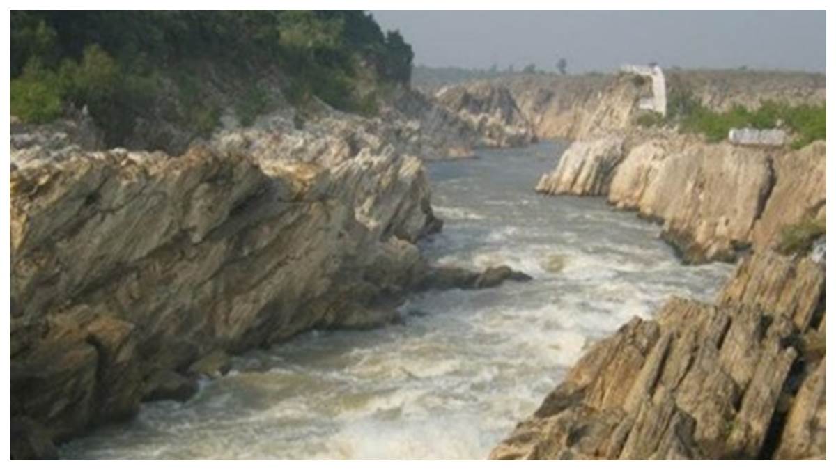 अर्बन चैलेंज फंड से बदलेगा जबलपुर का भेड़ाघाट, एडवेंचर एक्टिविटीज से ...