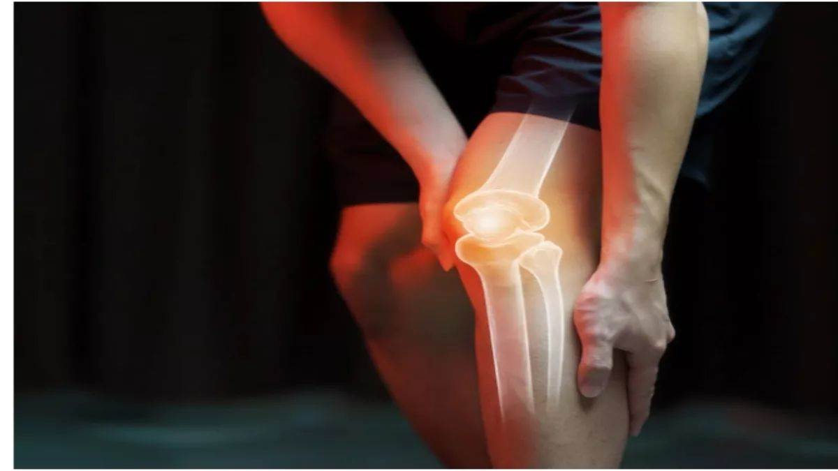 Uric Acid Symptoms: यूरिक एसिड बढ़ते ही शरीर में दिखते हैं ये लक्षण ...