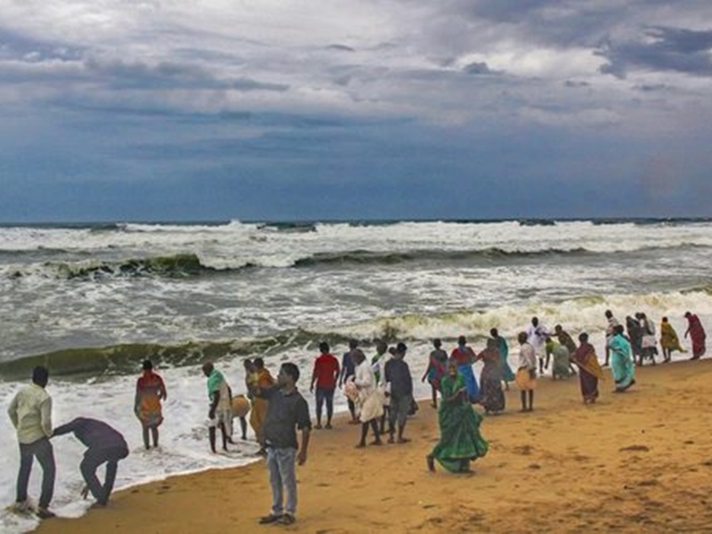 First Cyclone in October 2020: आ रहा एक और चक्रवाती तूफान, इन 8 राज्यों ...