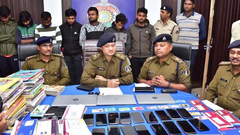 Bhilai News: महादेव बुक का सबसे पुराना ब्रांच ध्वस्त 50 करोड़ रुपये से ...