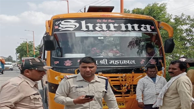 RTO Indore: चैकिंग के बाद भी नहीं थम रहा बिना परमिट के बसों का संचालन ...
