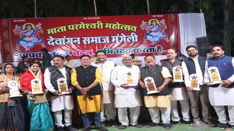 कड़ी मेहनत और लगन से देवांगन समाज बढ़ रहा है आगे: गिरीश देवांगन ...