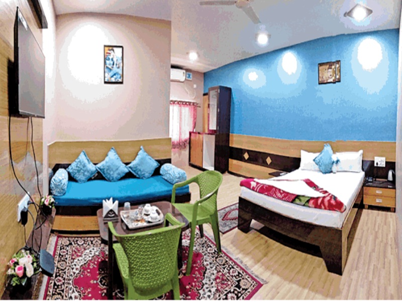 Railway Station retiring room News: स्टेशन का रिटायरिंग रूम 5 स्टार ...