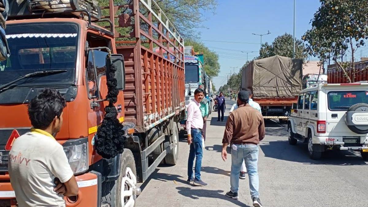 RTO Indore: वाहनों की फिटनेस की जांच में नियमों की अनदेखी! - RTO Indore ...