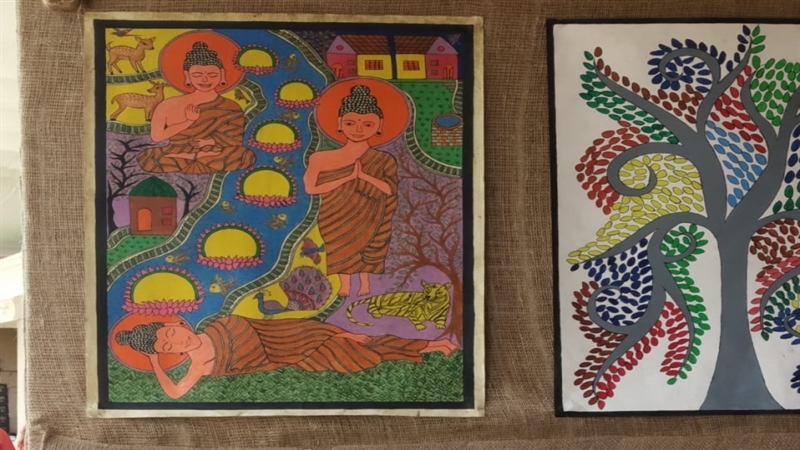 Arts And Culture: हस्तशिल्प प्रदर्शनी में लोगों को लुभा रही बुंदेली ...