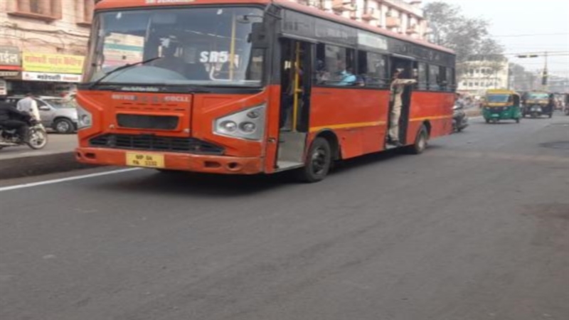 Bhopal News: शहर की आबोहवा को प्रदूषित कर रहीं बीसीएलएल की डीजल बसें ...