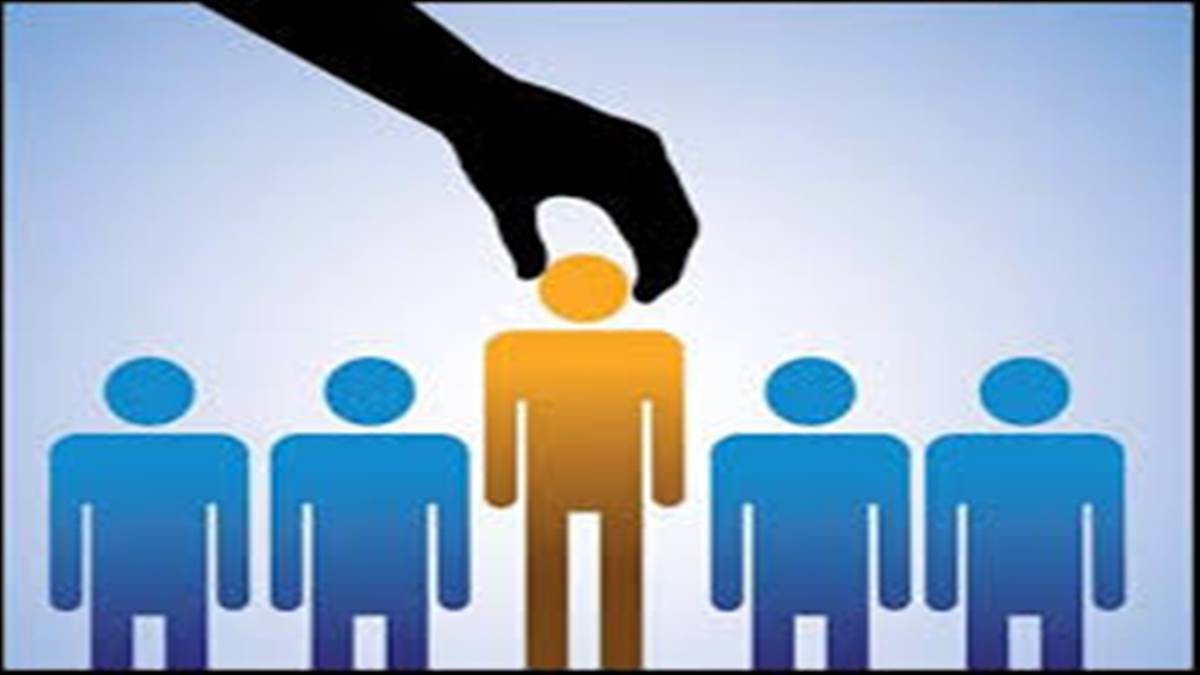 Gwalior Placement Drive News: प्लेसमेंट ड्राइव में एमबीए के पांच ...