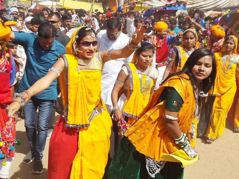 Bhagoriya 2020 : भगोरिया का उल्लास चरम पर, देखिए मस्ती के उत्सव की ...