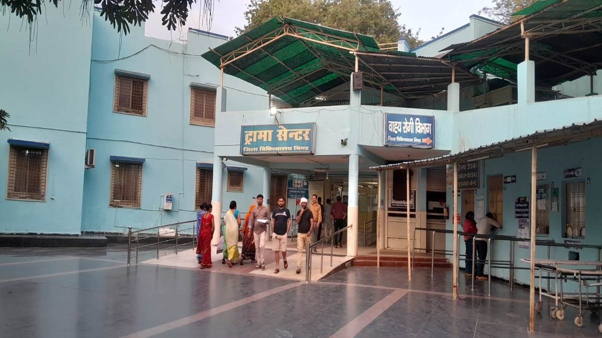 Bhind News: एक ही छत की नीचे होंगी सभी जांचें, ट्रामा सेंटर के ऊपर ...