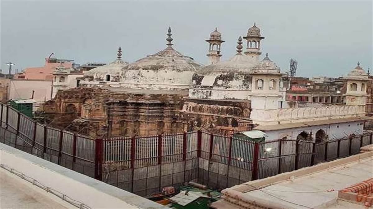 Gyanvapi Case Verdict: शिवलिंग की पूजा की अनुमति पर फैसला टला, अगली ...