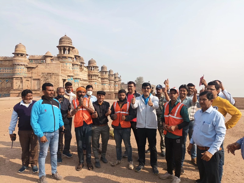 Gwalior Fort Cleaning News: केंद्रीय मंत्री की फटकार के बाद किले पर ...