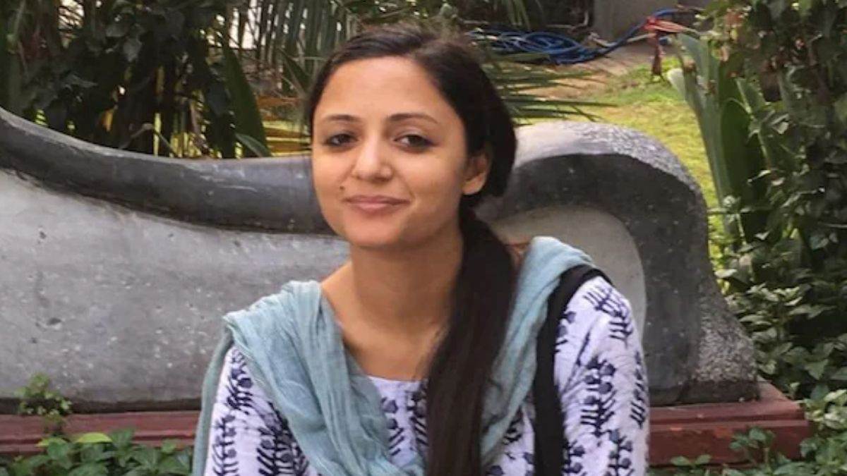 Shehla Rashid: JNU की पूर्व उपाध्यक्ष शेहला राशिद के खिलाफ चलेगा केस ...